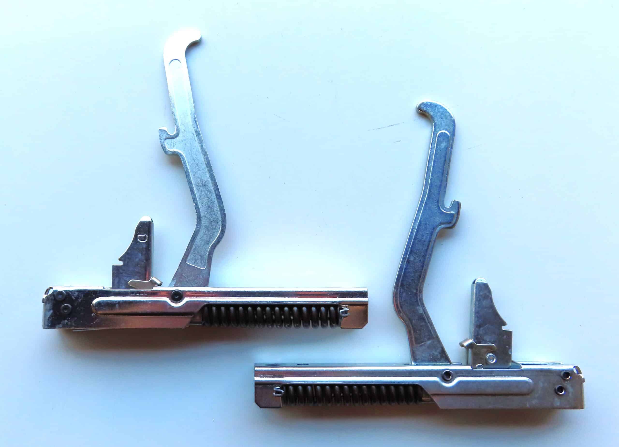 Simpson Oven Door Hinges (61F920W) - Waynes Wholesale Spares