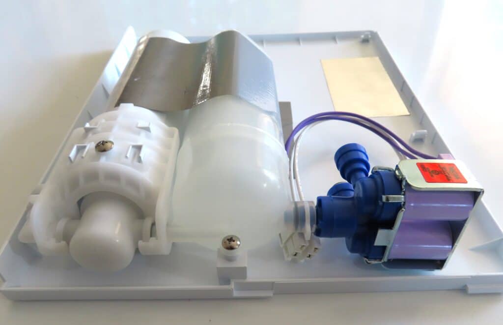 LG FRIDGE WATER FILTER HEAD ASSEMBLY