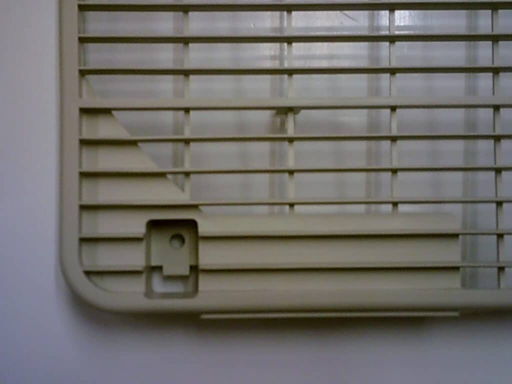 DAIKIN AIR CONDITIONER FRONT GRILLE