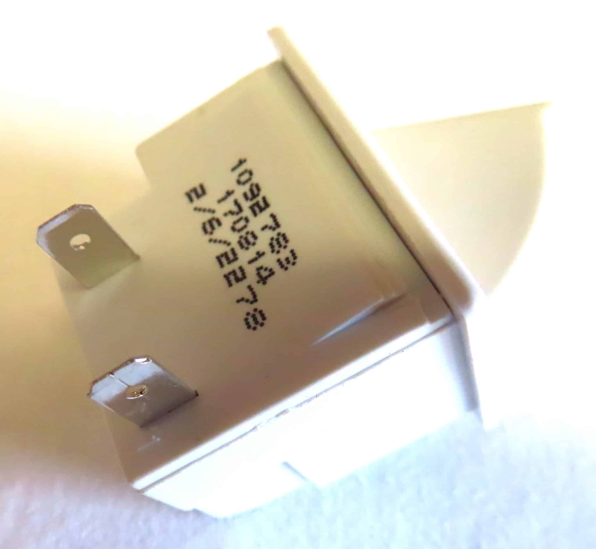 HISENSE FRIDGE DOOR LIGHT SWITCH-2 PIN