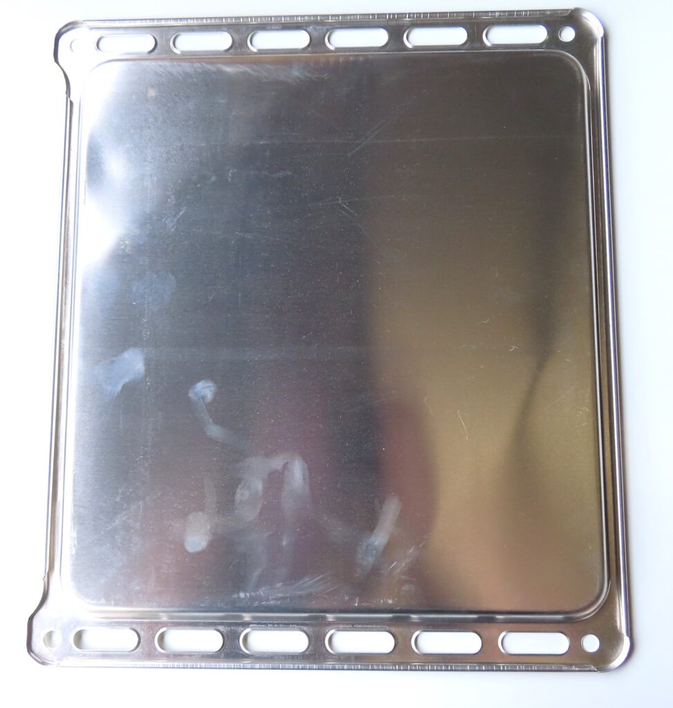 FISHER & PAYKEL OVEN BAKING TRAY