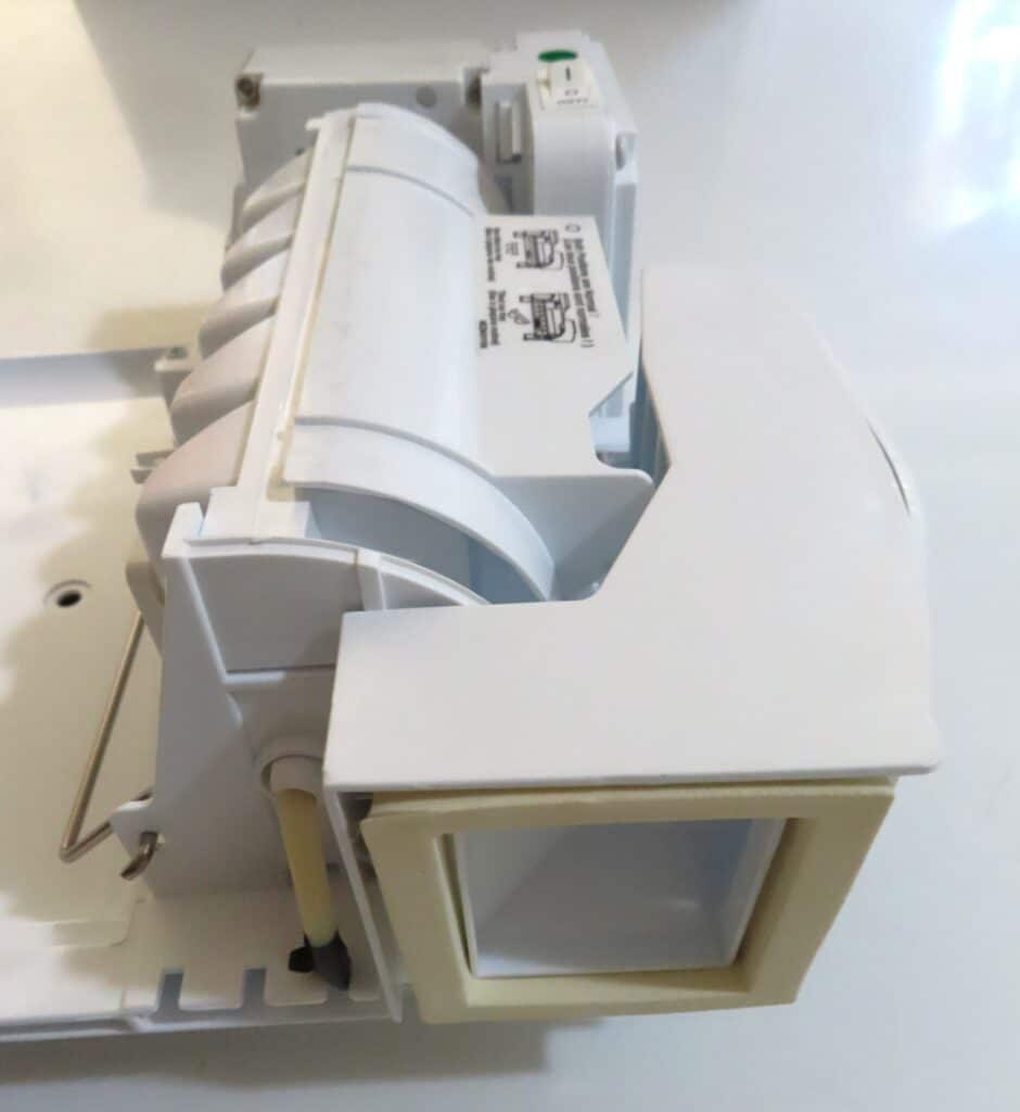LG FRIDGE ICE DISPENSER ASSEMBLY ACZ74010505