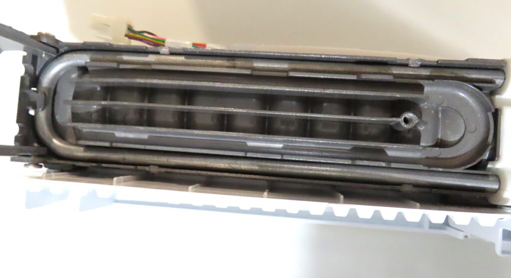 HISENSE FRIDGE ICE MAKER ASSEMBLY K2100398