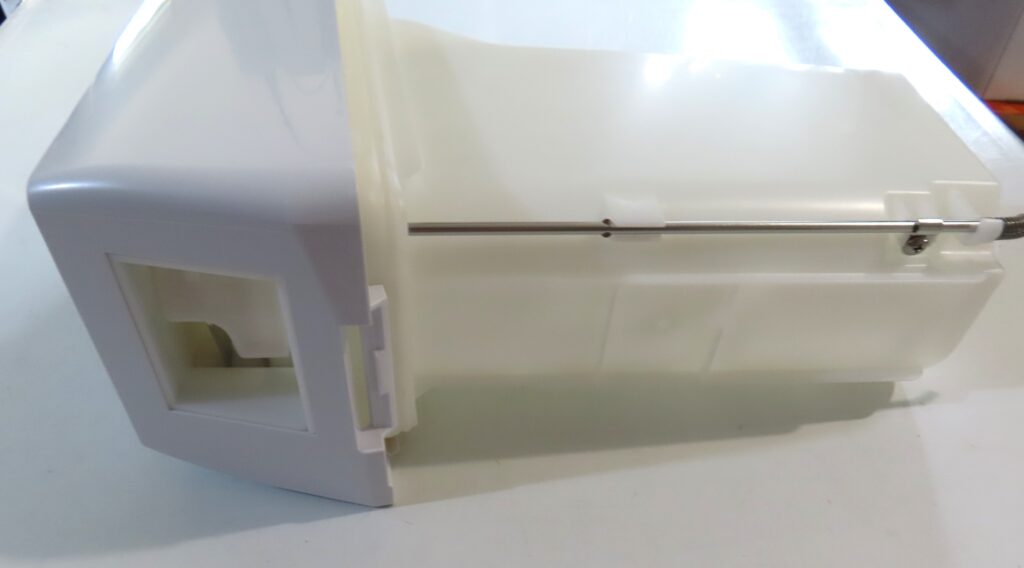 SAMSUNG FRIDGE ICE BUCKET/TRAY DA97-20157A