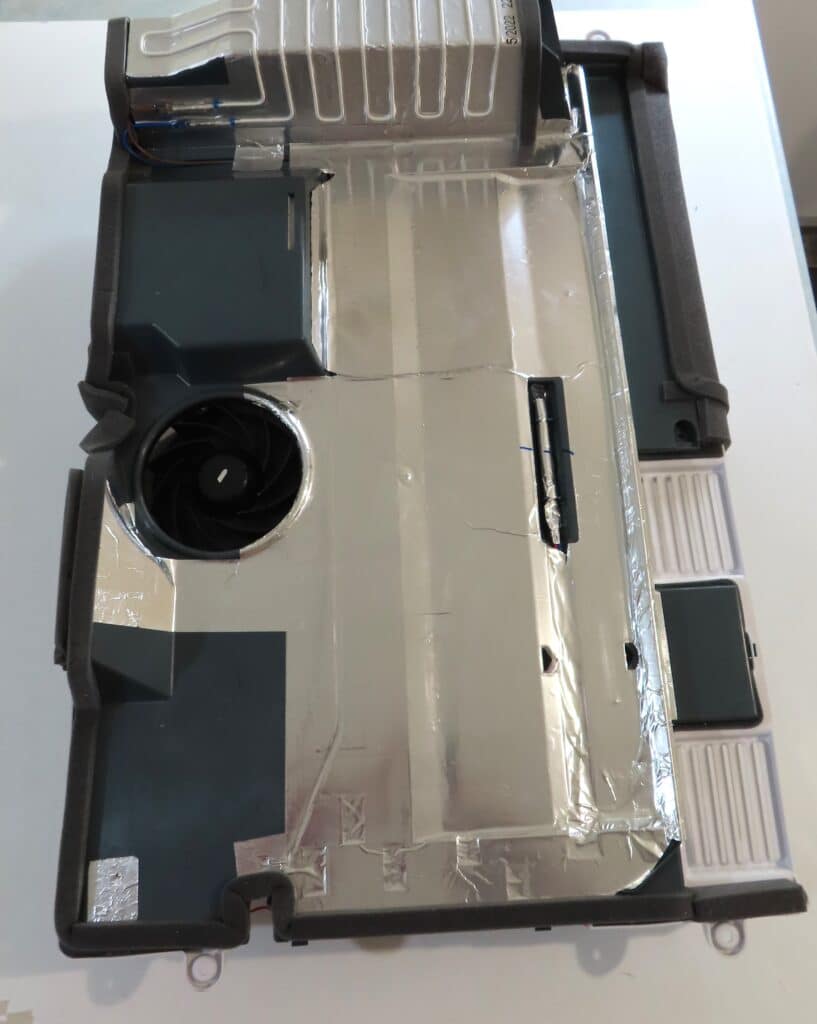 HITACHI FRIDGE FAN GUARD EVAP COVER PTR-WB64VGD